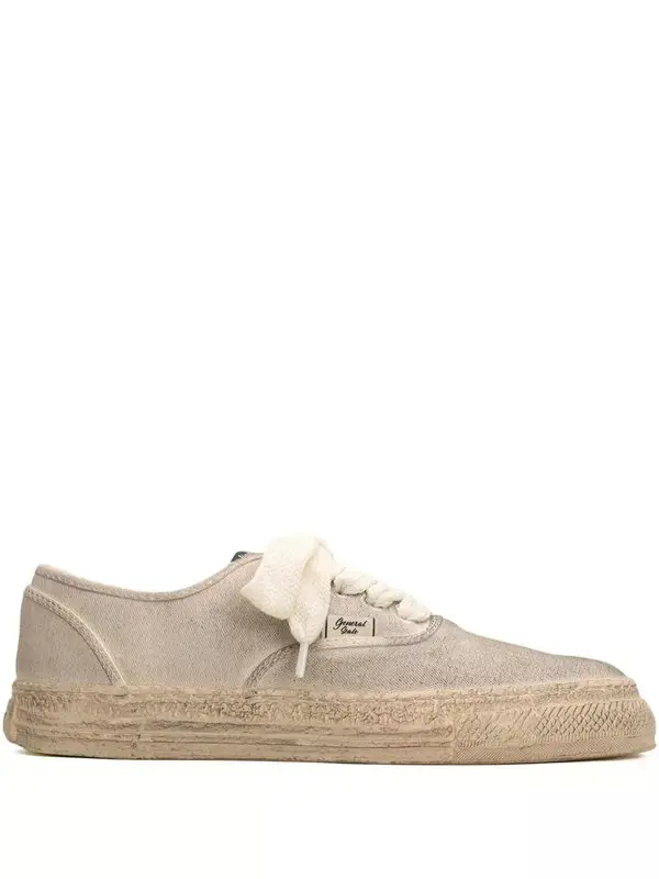 GENERAL SCALE. Kiefer Sneakers