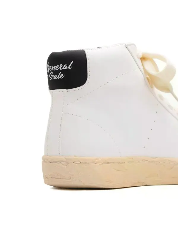 GENERAL SCALE. Murray High-top Sneakers - White