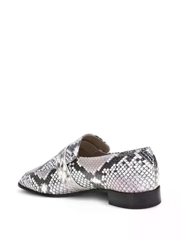FERRAGAMO Hug Buckle Loafers