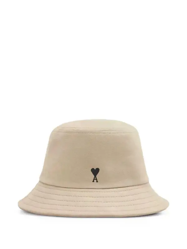 Ami Heart Logo Bucket Hat - Neutrals