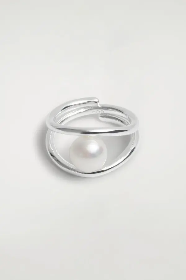 Cos Floating Pearl Ring - Silver-colored