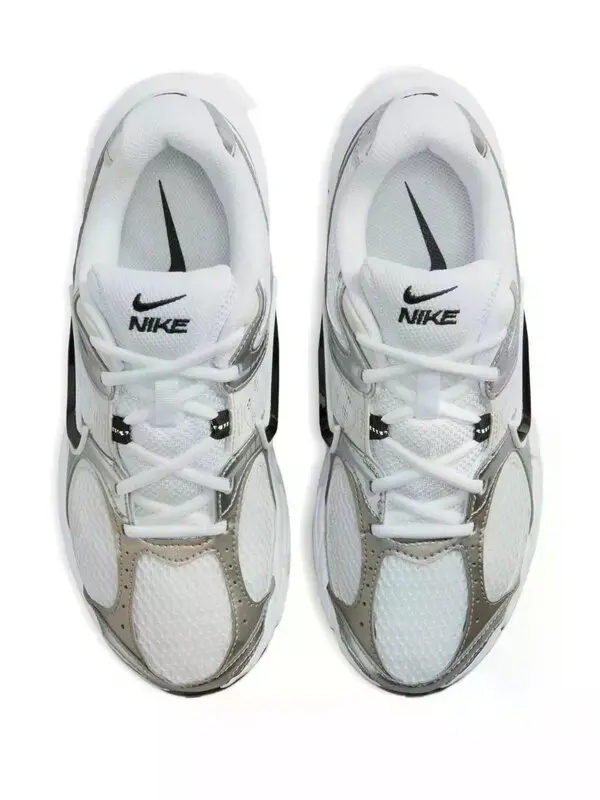 Nike V5 Rnr Vast Sneakers