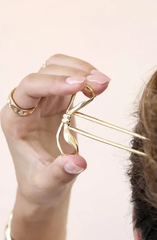 Ettika Bow Hair Pin