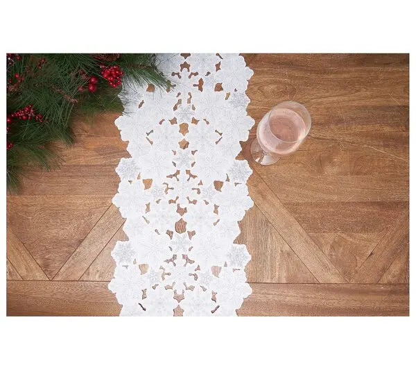 VALERIE PARR HILL Sparkle Snowflake Table Runner Valerie