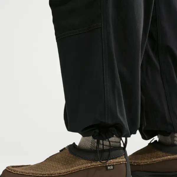 Nike Smith Summit" Zip Cargo Pants - Black