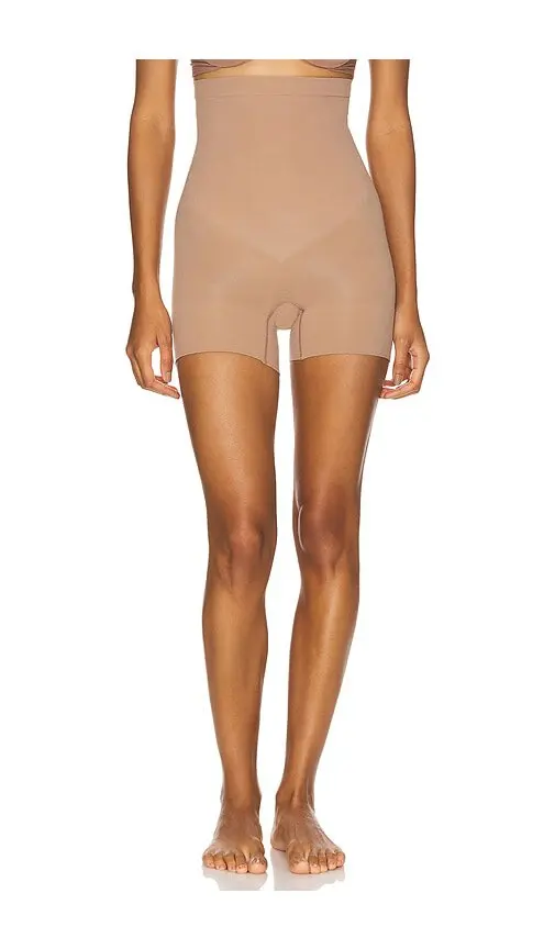 Spanx Spanxsculpt Seamless Power High Waisted Shorty In Taupe - Cafe Au Lait