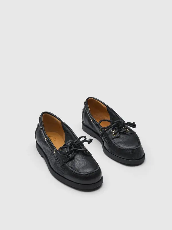 ATP ATELIER Nesso Grained Leather Boat Shoes - Black