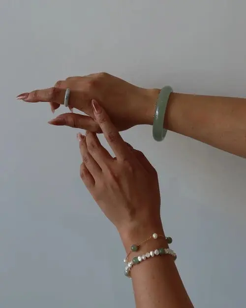 SEREE Smoke Opaque Jade-green Aventurine Bangle
