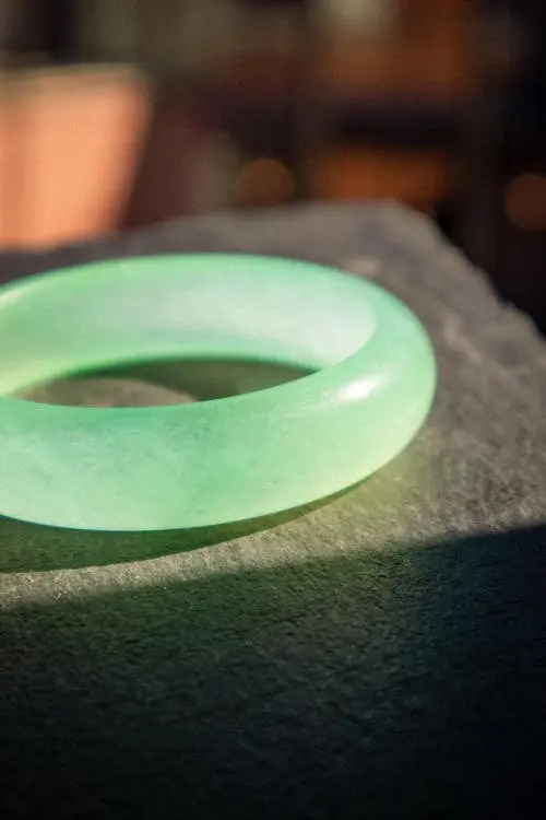 SEREE Agave Classic Jade-green Gemstone Bangle - Cyan