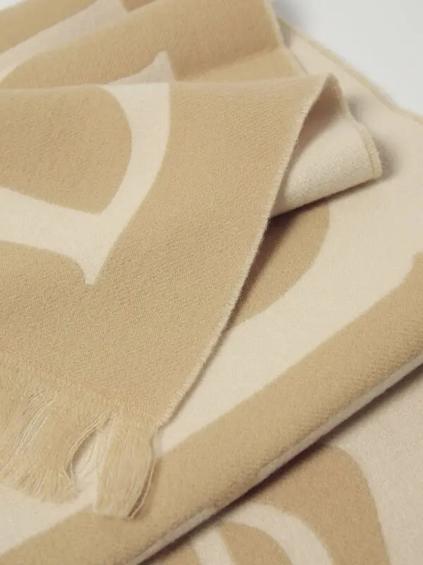 Burberry Scarf - Beige