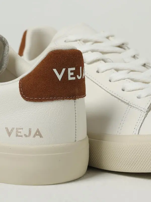 VEJA Sneakers - White