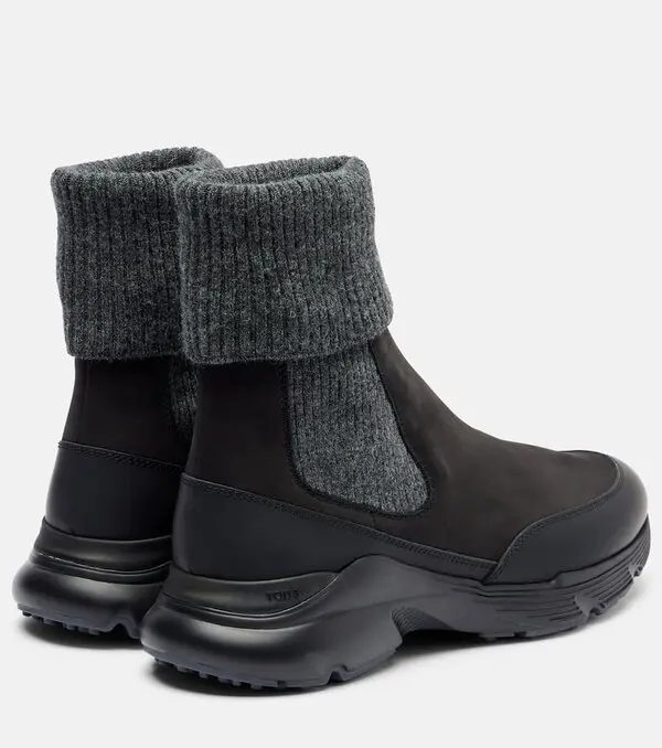 TOD'S Leather Chelsea Boots