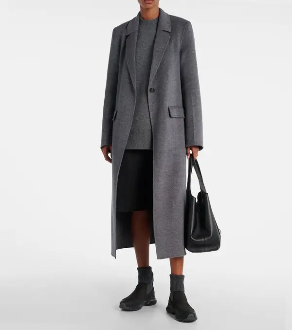TOD'S Leather Chelsea Boots