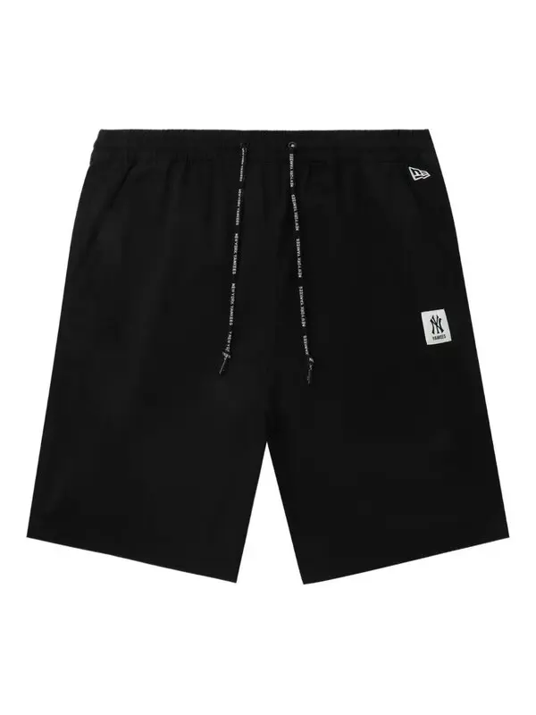 New Era Logo-patch Shorts - Black