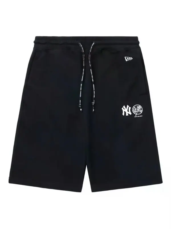 New Era Logo-patch Shorts - Black