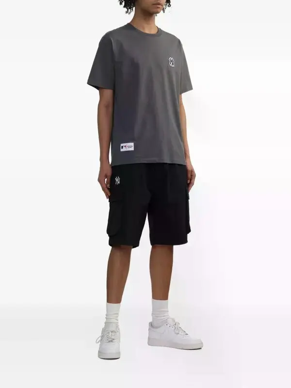 New Era Cargo-pocket Shorts