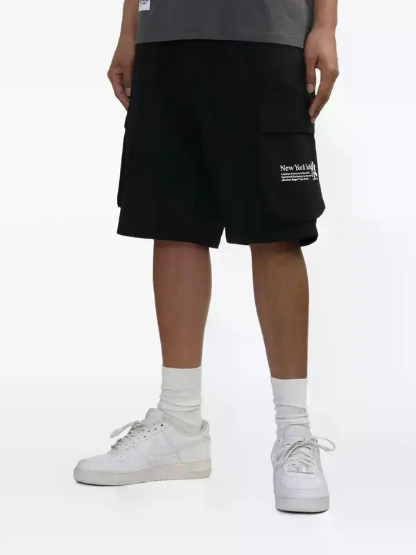 New Era Cargo-pocket Shorts
