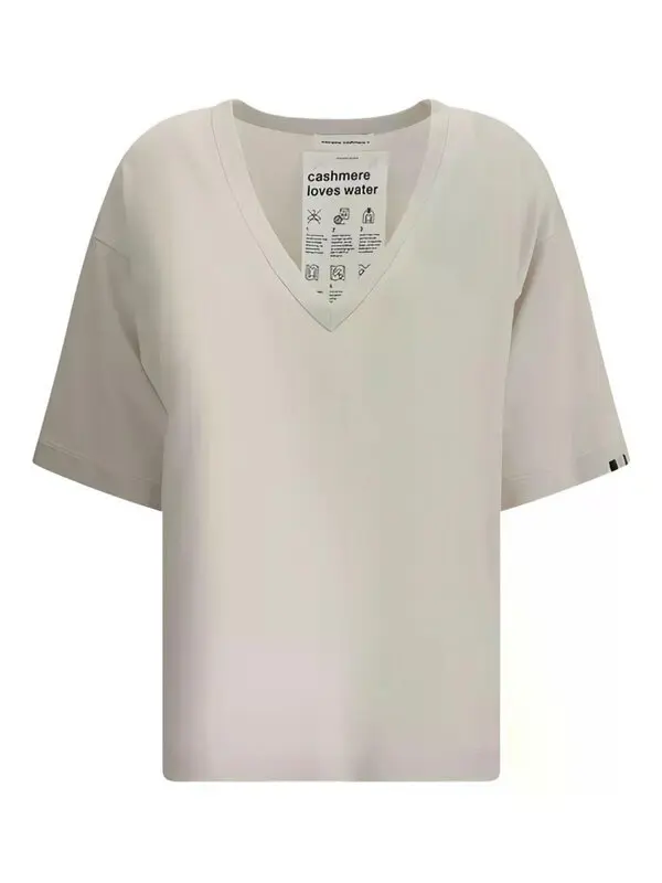 Extreme Cashmere V-neck Half-sleeve Top