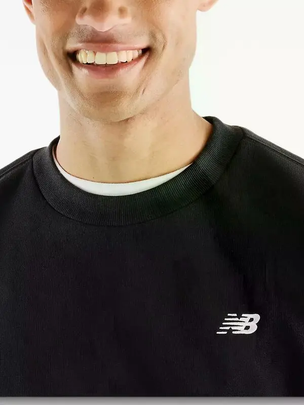NEW BALANCE Crew-neck Sweatshirt With Embroidered Logo - Black