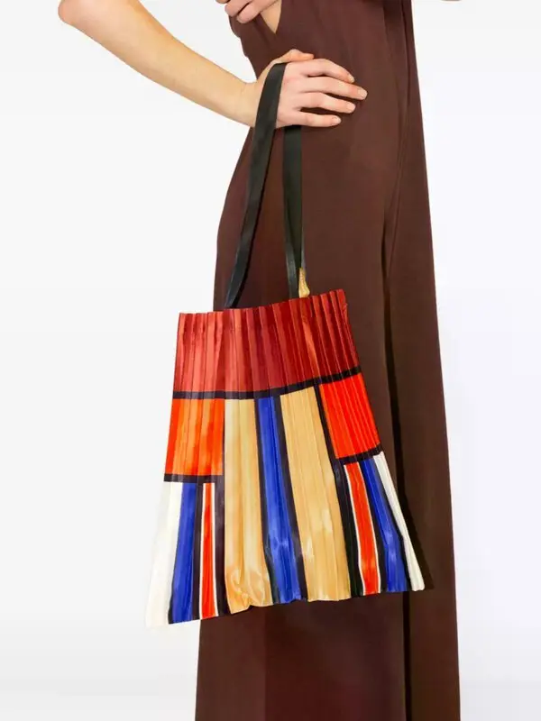 MULTITUDES BAGS Pleated Geometric Tote Bag
