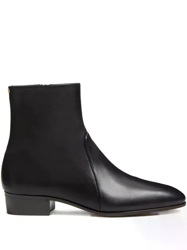 Valentino Garavani Pat Round-toe Boots - Black