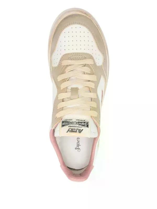 AUTRY Action Panelled Leather Sneakers
