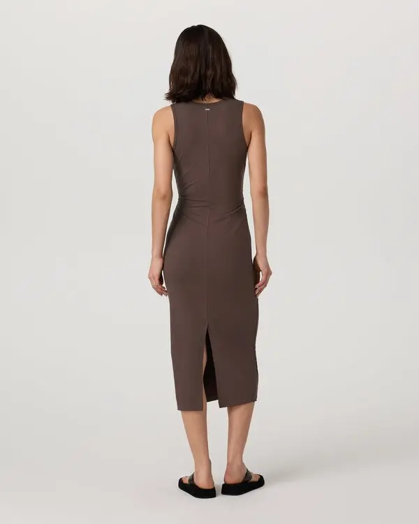 Vuori Pose Scoop Dress