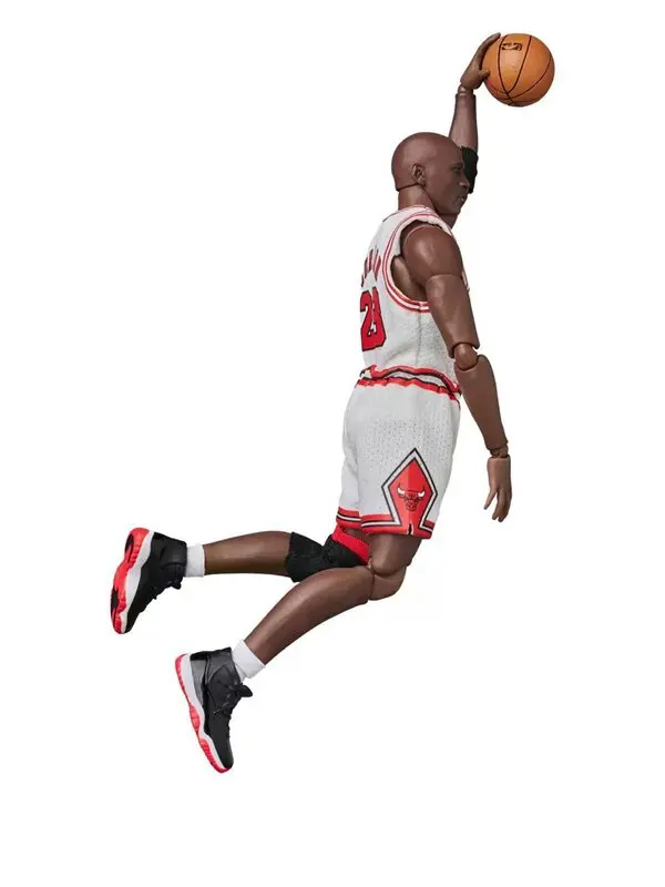 MEDICOM TOY Michael Jordan Figurine