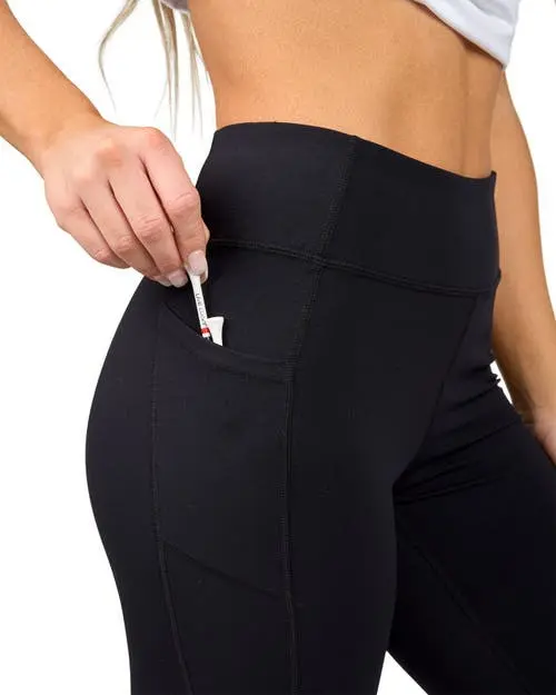 BLACK CLOVER Venus Leggings - Black