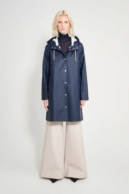 Stutterheim Mosebacke Hooded Raincoat - Navy