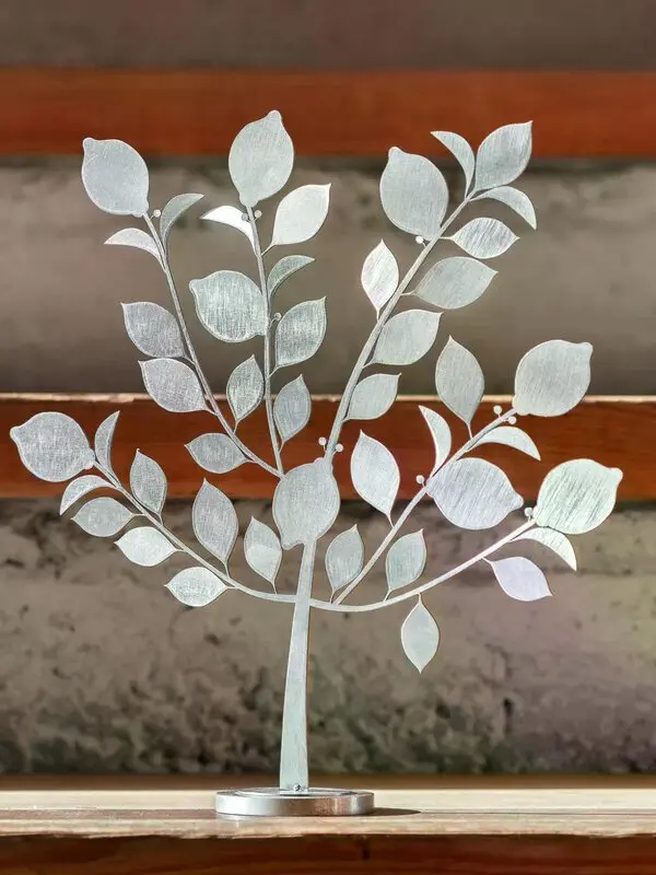 PRODUZIONE PRIVATA Lemon Tree Sculpture
