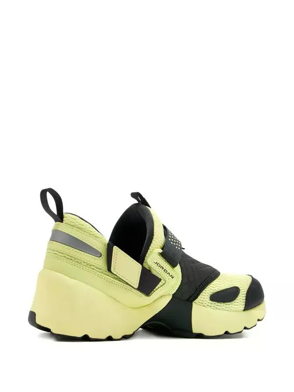 Nike Jordan Trunner Low-top Sneakers