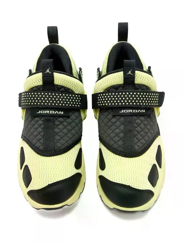 Nike Jordan Trunner Low-top Sneakers