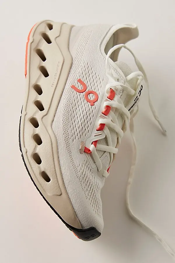 On Cloudsurfer Max Sneakers - Ivory/salmon
