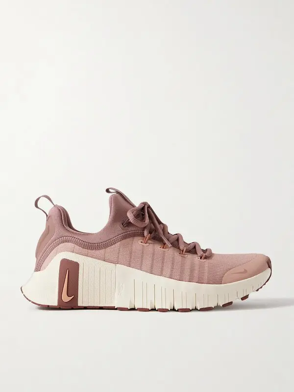 Nike Free Metcon Workout Shoes - Pink - 20% Off | Editorialist display picture 1