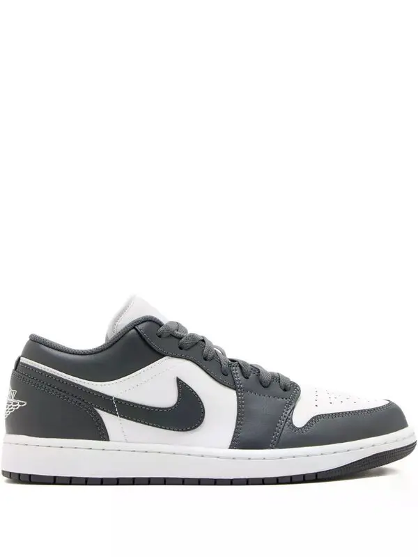Nike Low-top Sneakers - Grey