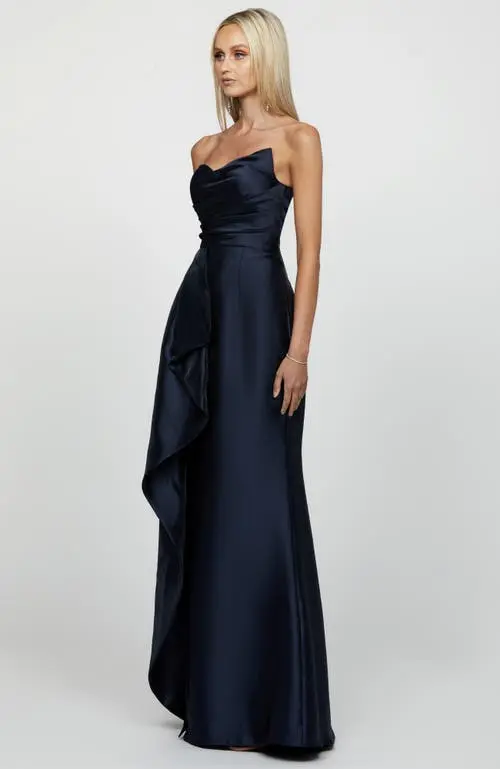 BARIANO Kasery Asymmetric Gown
