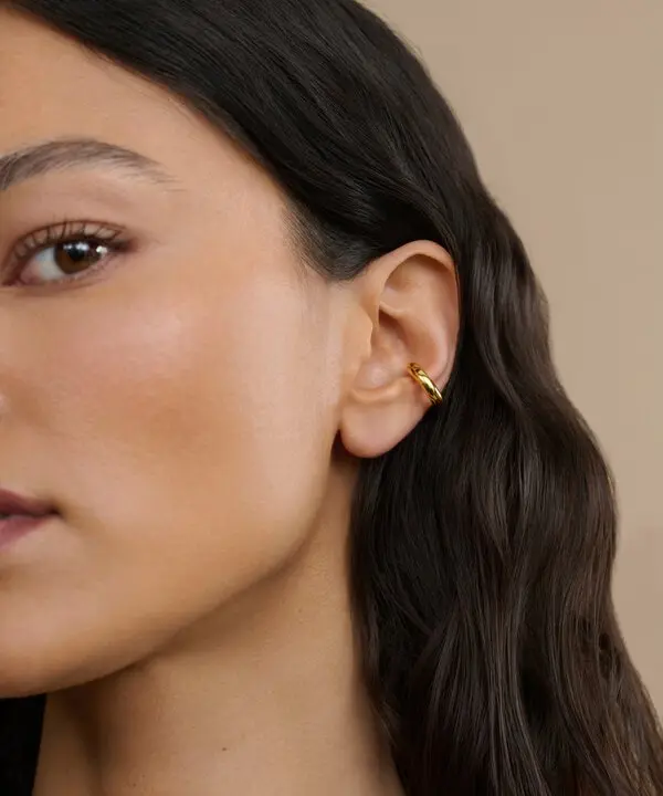 SOPHIE BUHAI Bagel Ear Cuff - Gold
