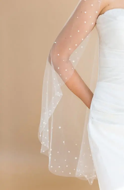 Brides & Hairpins Verity Freshwater Pearl Edge Fingertip Veil