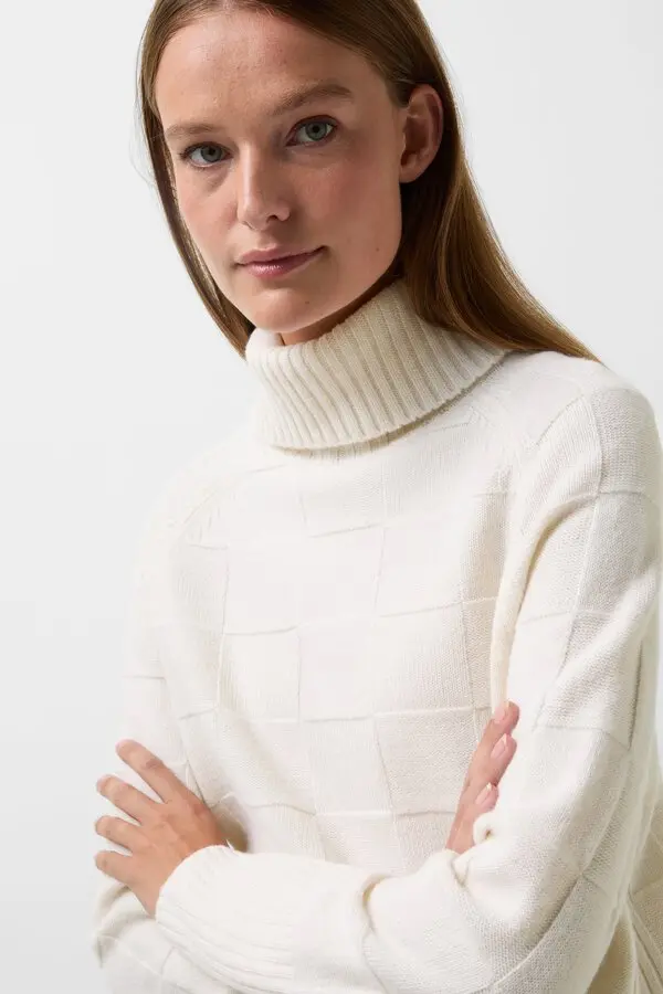 Bogner Lake Turtleneck Pullover - Cream