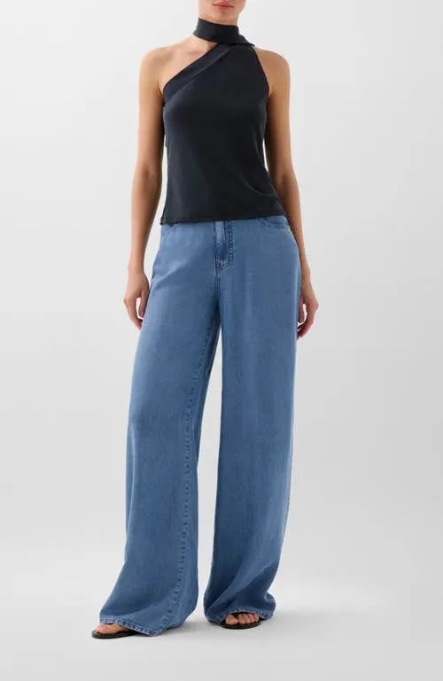 SCALPERS Asymmetric Knot Top