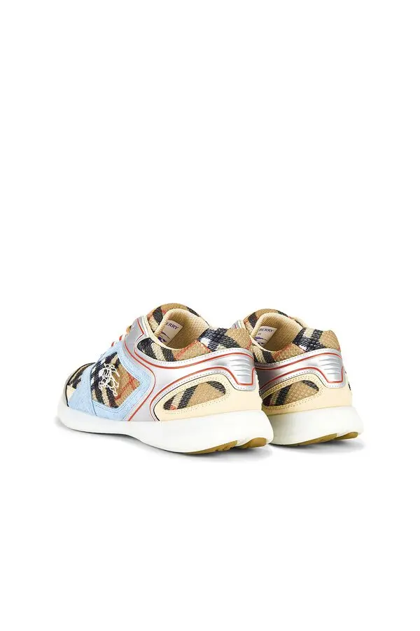 Burberry Matrix Sport Sneaker - Sand Ip Check