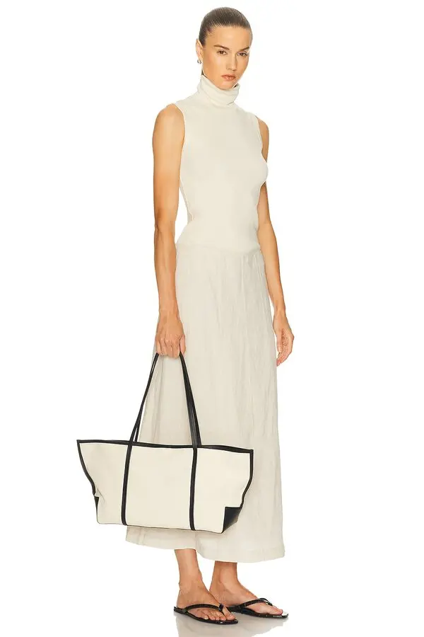 ST. AGNI Bateau Tote Bag