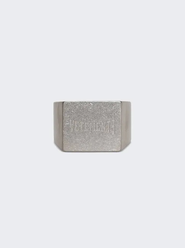 Vetements Boxing Logo Signet Ring - Silver