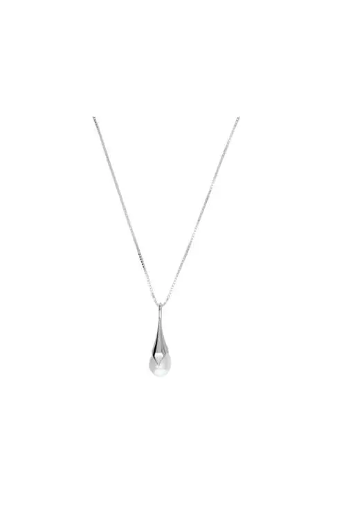 LUCY QUARTERMAINE Royal Pearl Calla Lily Pendant - Sterling Silver