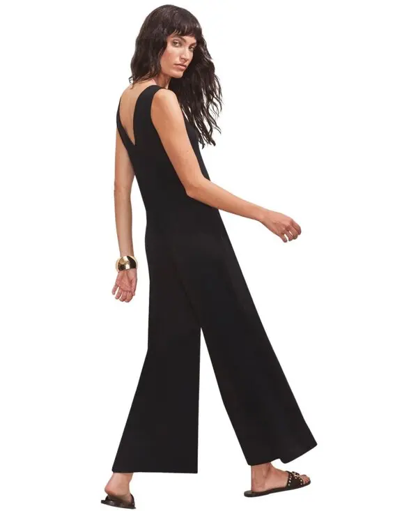 RO & ZO Jersey Sleeveless V-neck Jumpsuit