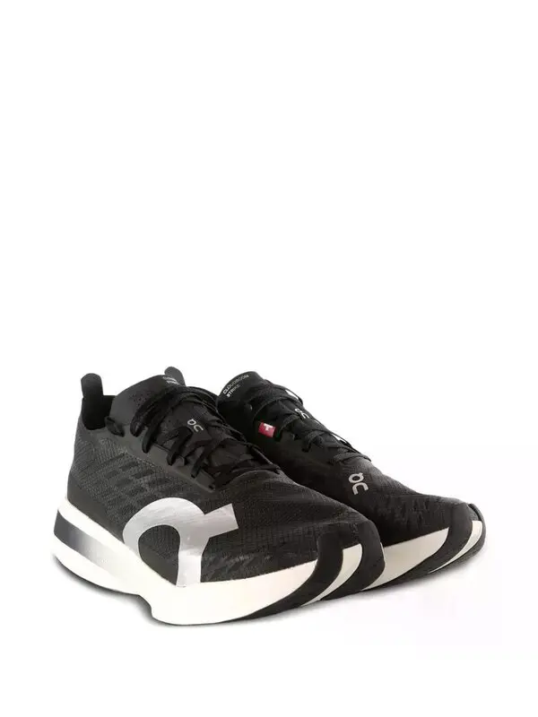 On Low-top Lace-up Sneakers - Black