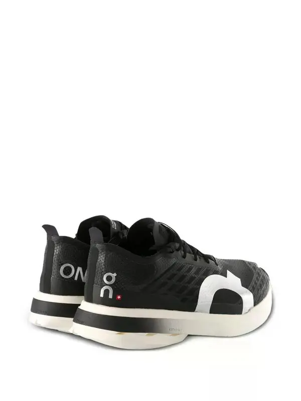 On Low-top Lace-up Sneakers - Black