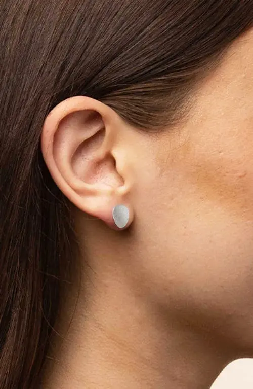 BEARFRUIT JEWELRY Madeleine Stud Earrings - Silver