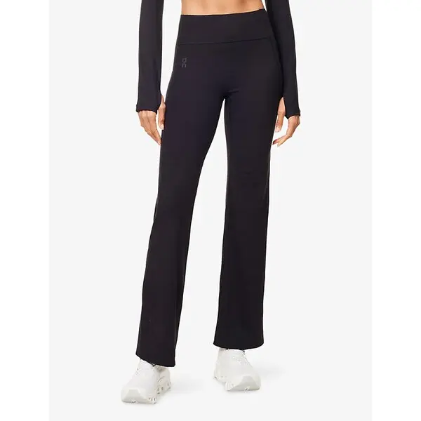 On Studio Flared Performance Leggings - Black